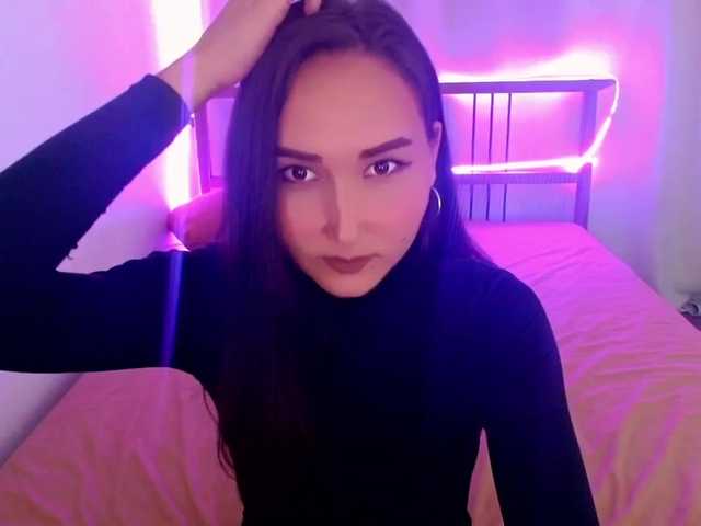 Lauriflo Free Live Sex Cam Pics From Bongacams